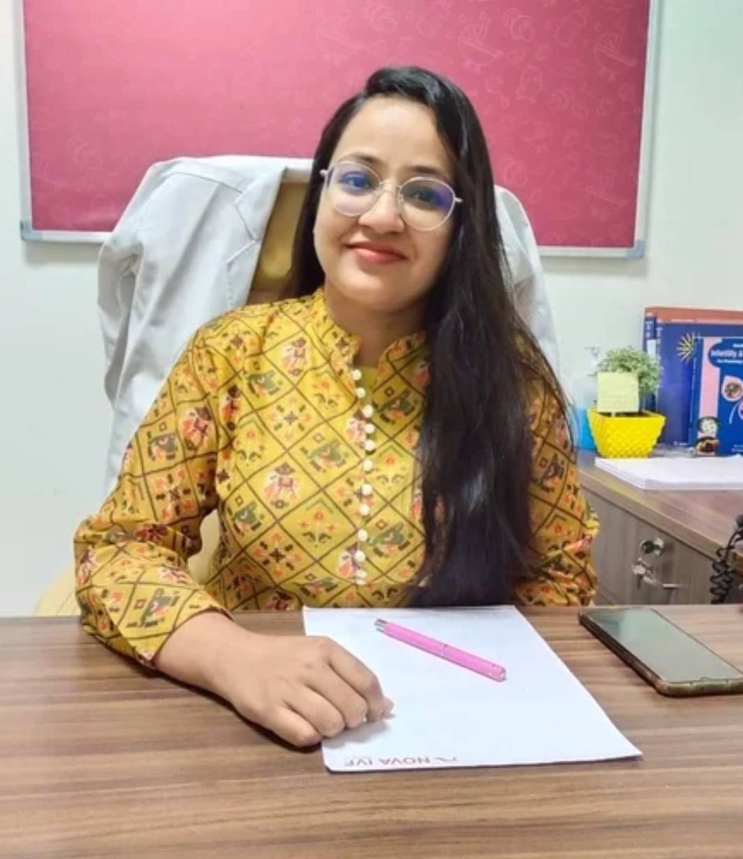 Best Gynecologist in Raipur | Dr. Reshu Agarwal